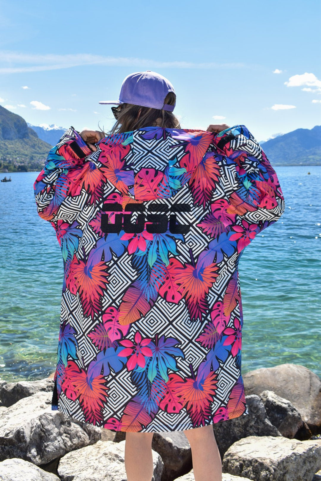 Sustainable Waterproof Changing Robes - OOSC Clothing