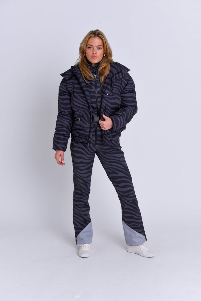 Chic Puffer Jacket - Black Tiger – OOSC Clothing